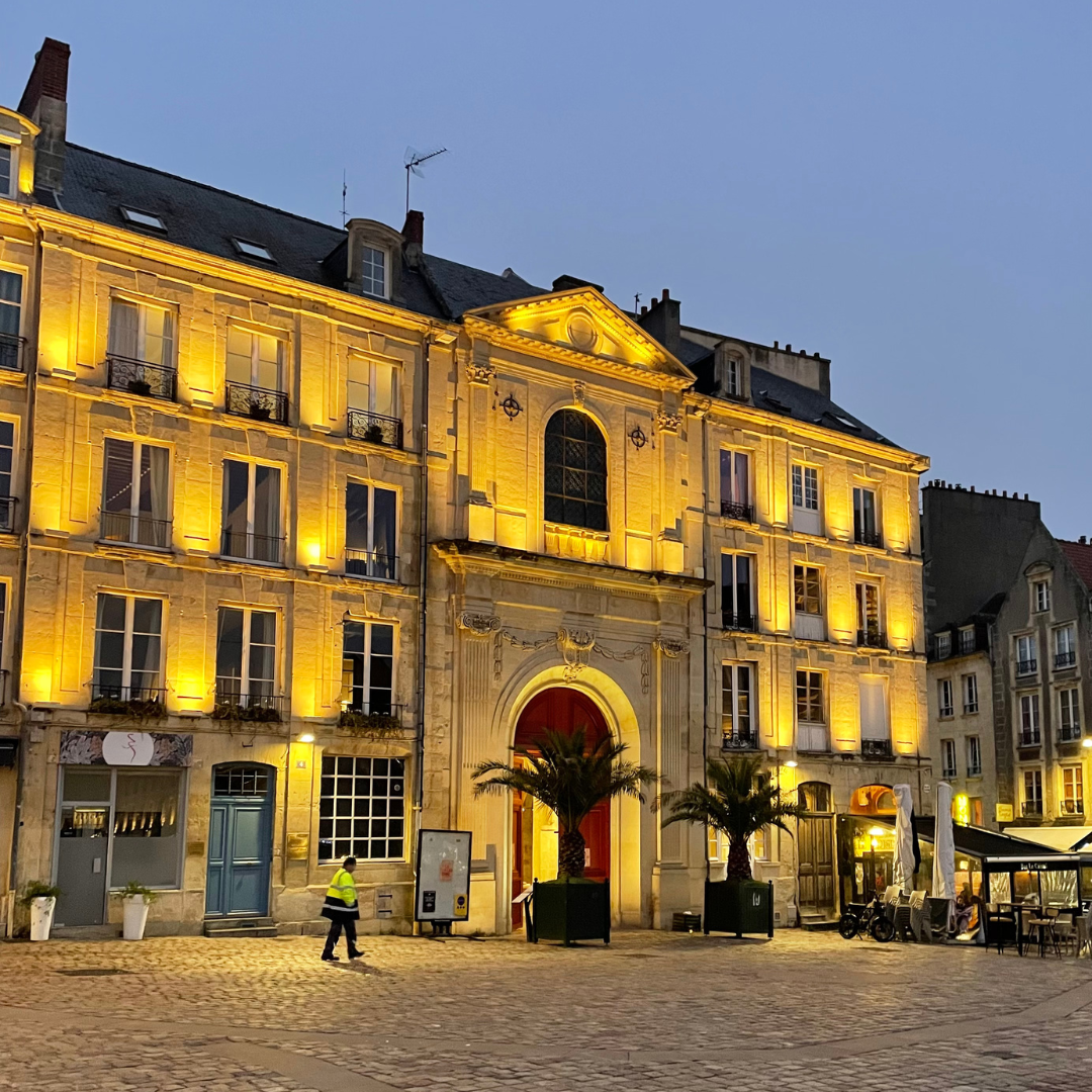 Découvrez Caen de Nuit – Visite de Caen